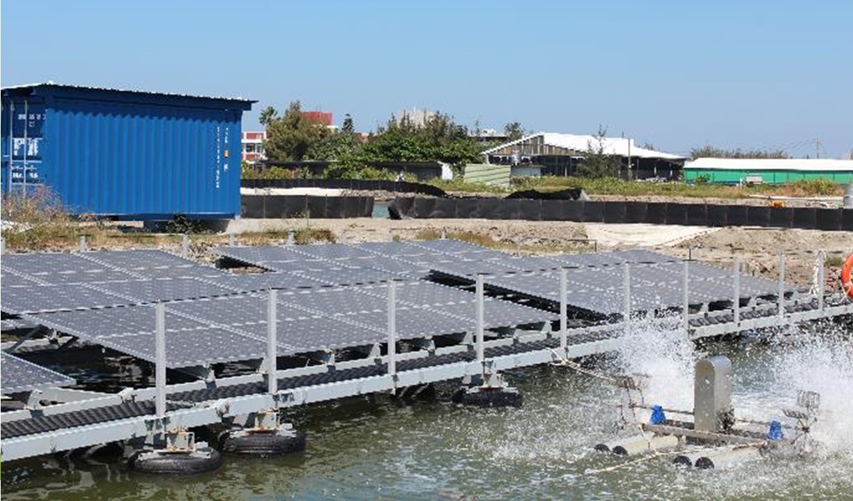 Combining fisheries and solar power to create value for fishing ...